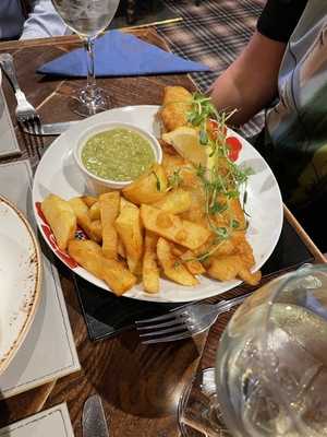 Shepherds Arms Inc Nostalgic Kitchen in Horbury - Menu, Reviews, Photos