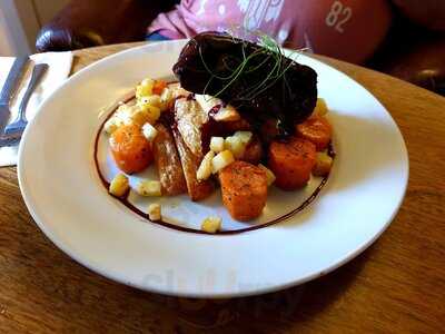 The Horn Inn in Messingham - Menu, Reviews, Photos