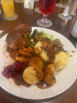 The New Beckwood, Scunthorpe - Holme Hall Avenue | Menu and Prices