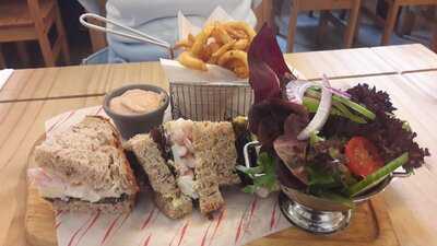 Midge Hall in Leyland - Menu, Reviews, Photos