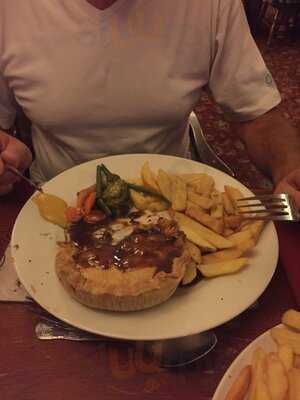The Golden Ball Hotel in Boxworth - Menu, Reviews, Photos