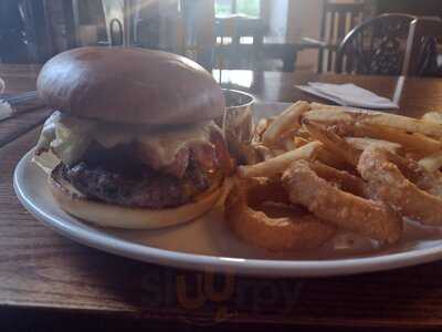 Swan Inn in Tockington - Menu, Reviews, Photos